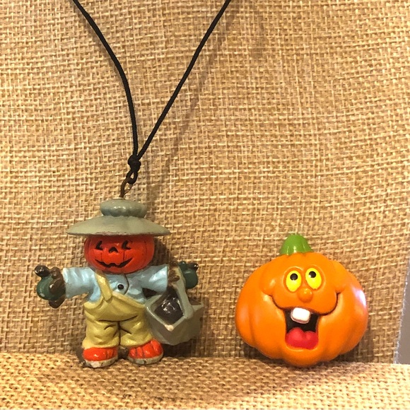 unbranded | Jewelry | 2 Halloween Items Vintage Russ Smiling Pumpkin ...
